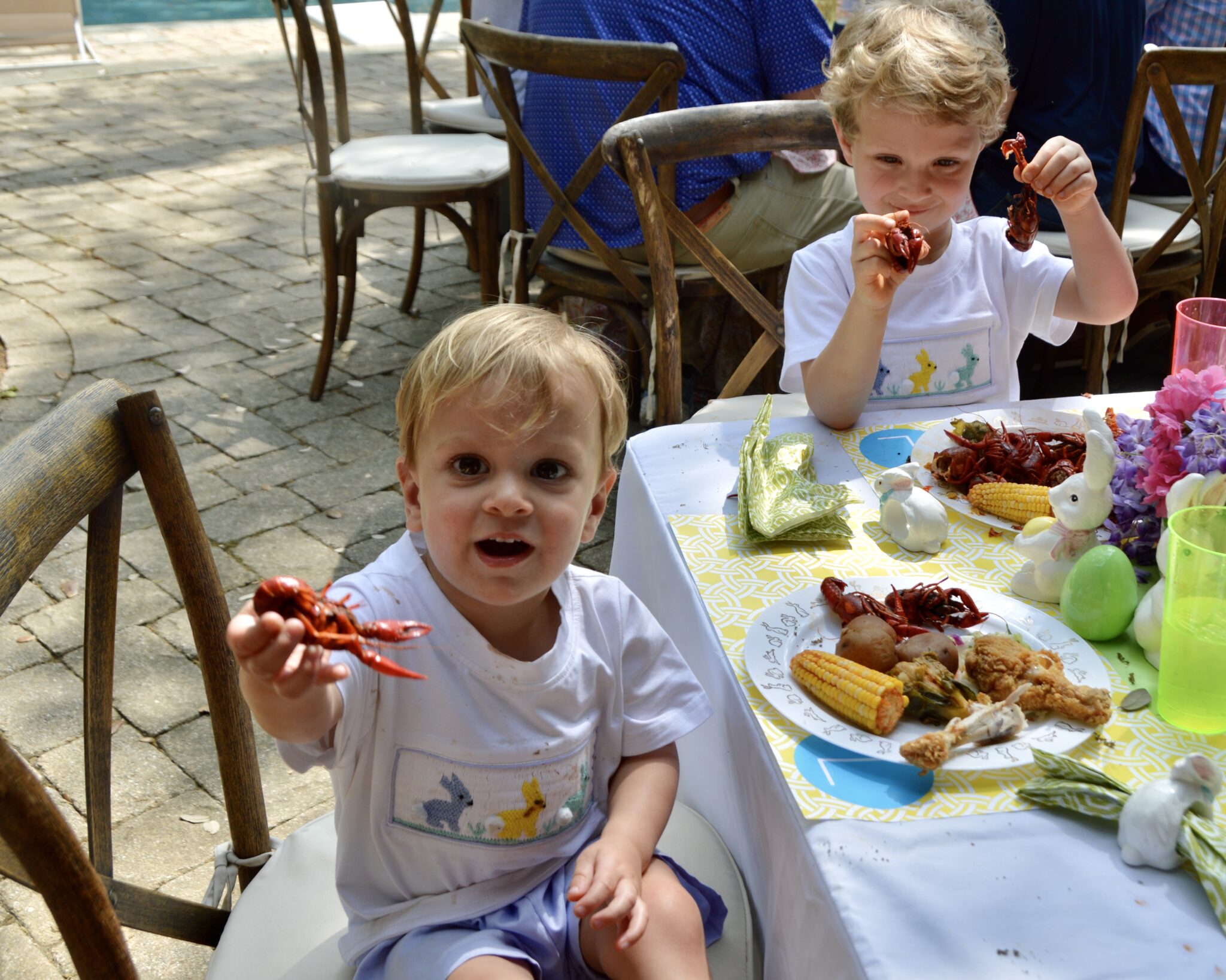 The Ultimate Crawfish Boil: How to Host a Backyard Bash - langstonliving.com