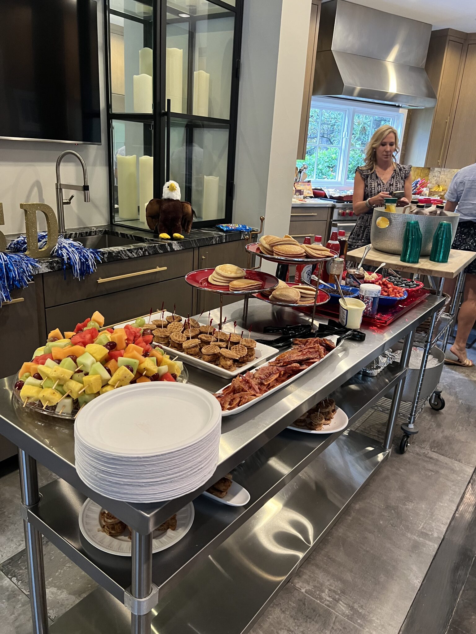 Mastering the Art of the Buffet: Effortless Setups for Home ...