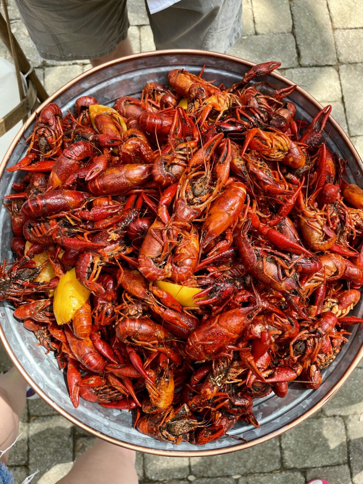 The Ultimate Crawfish Boil: How to Host a Backyard Bash - langstonliving.com